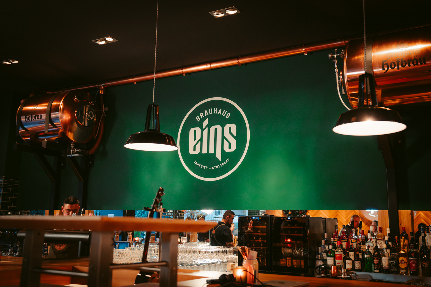 Erstes „Tankbier"-Brauhaus in Stuttgart Mitte eröffnet - STUGGI.TV