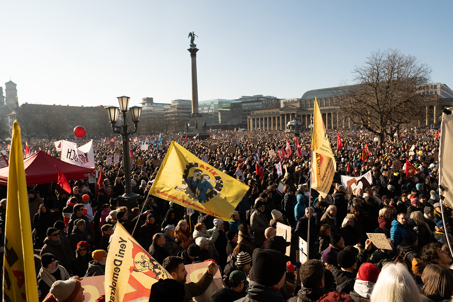 Demos gegen Rechts in Stuttgart - STUGGI.TV