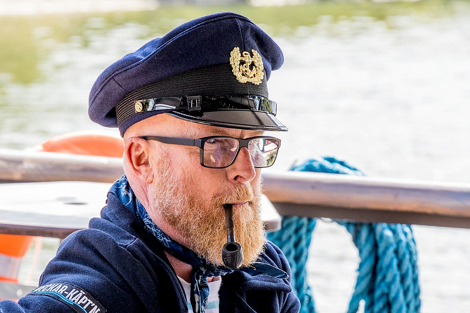 Neckar-Käpt’n bildet zum Binnenschiffer aus - STUGGI.TV