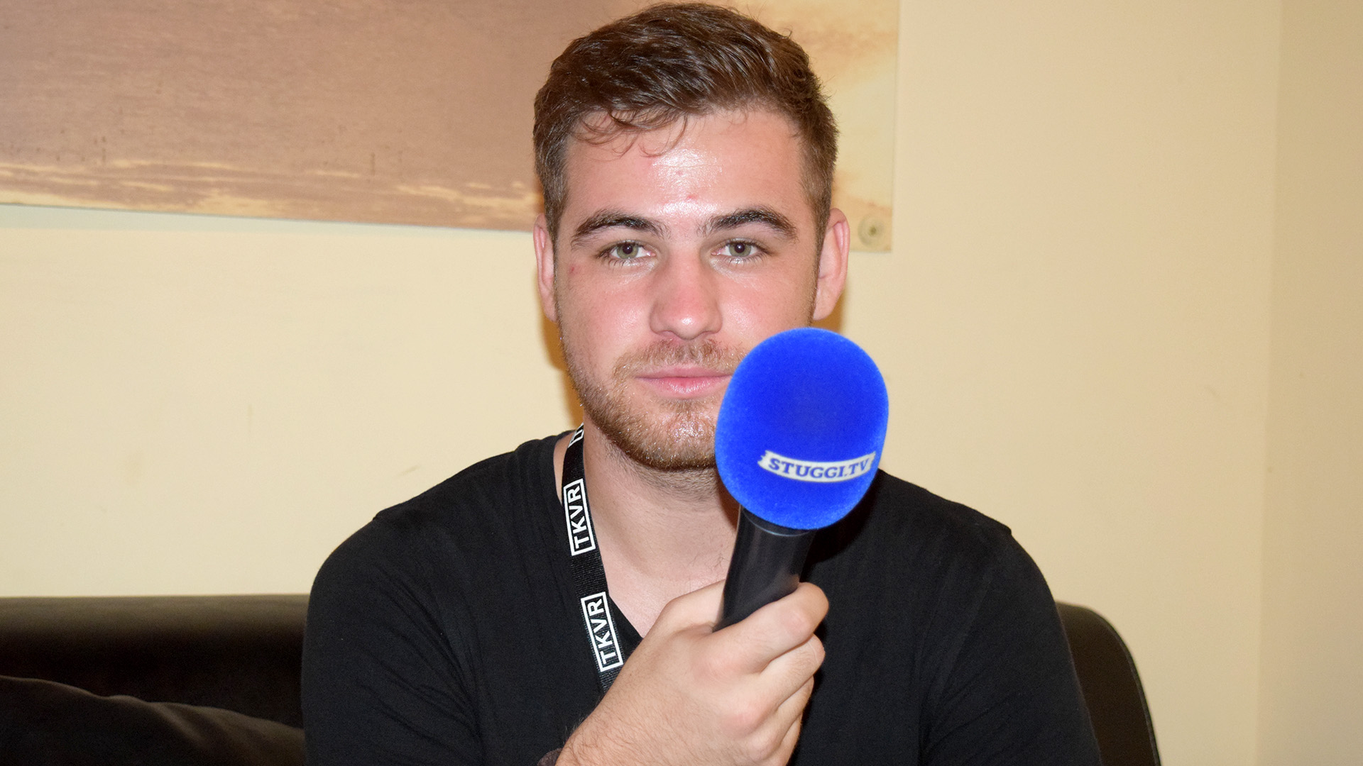 Rapper T-Zon: "In Deutschland muss alles schnell gehen" - STUGGI.TV