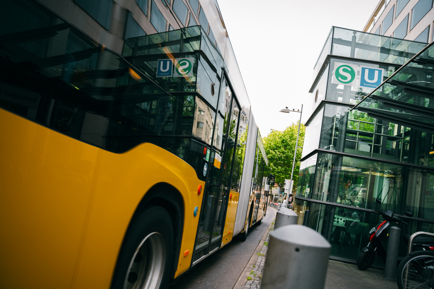 VVS feiert 30 Jahre regionaler Busverkehr - STUGGI.TV